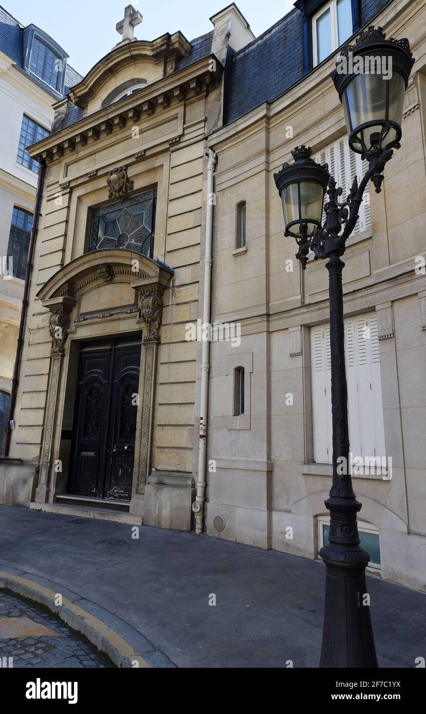 Saint-Thomas-d'Aquin is a Roman Catholic church located in the 7th ...