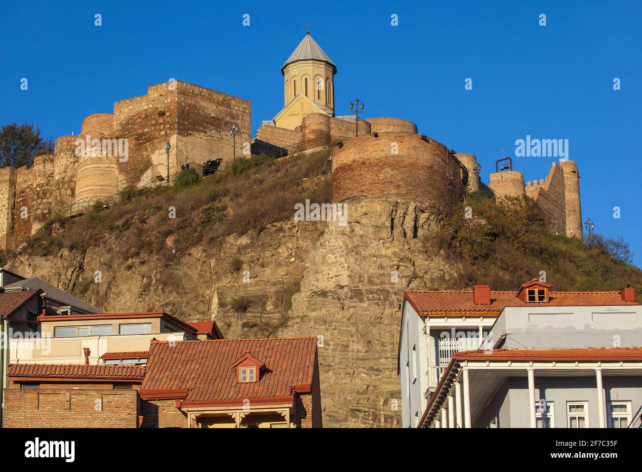 Historic clifftop fortress hi-res stock photography and images - Alamy