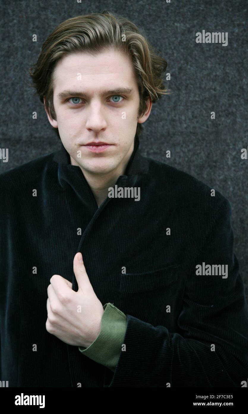 Actor Dan Stevens, London, 4/1/08 , Copyright Photo Tom Pilston. 07802 ...