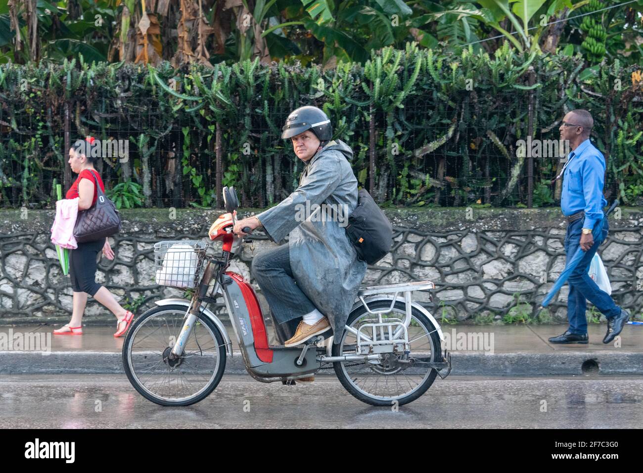 Daily life in Santa Clara city, Cuba Stock Photo - Alamy