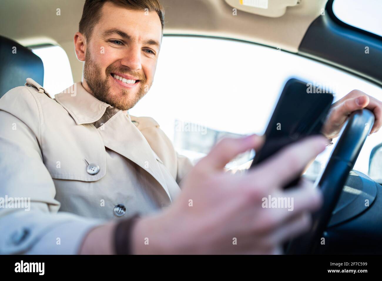 Car look hi-res stock photography and images - Alamy