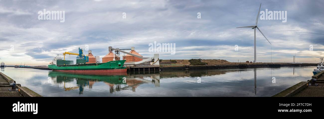 panorama of large bulk carrier tanker at port of Blyth Battleship Wharf ...