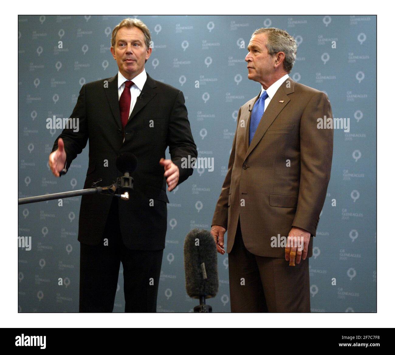 President George Bush and P.M. Tony Blair at a morning press conf at ...