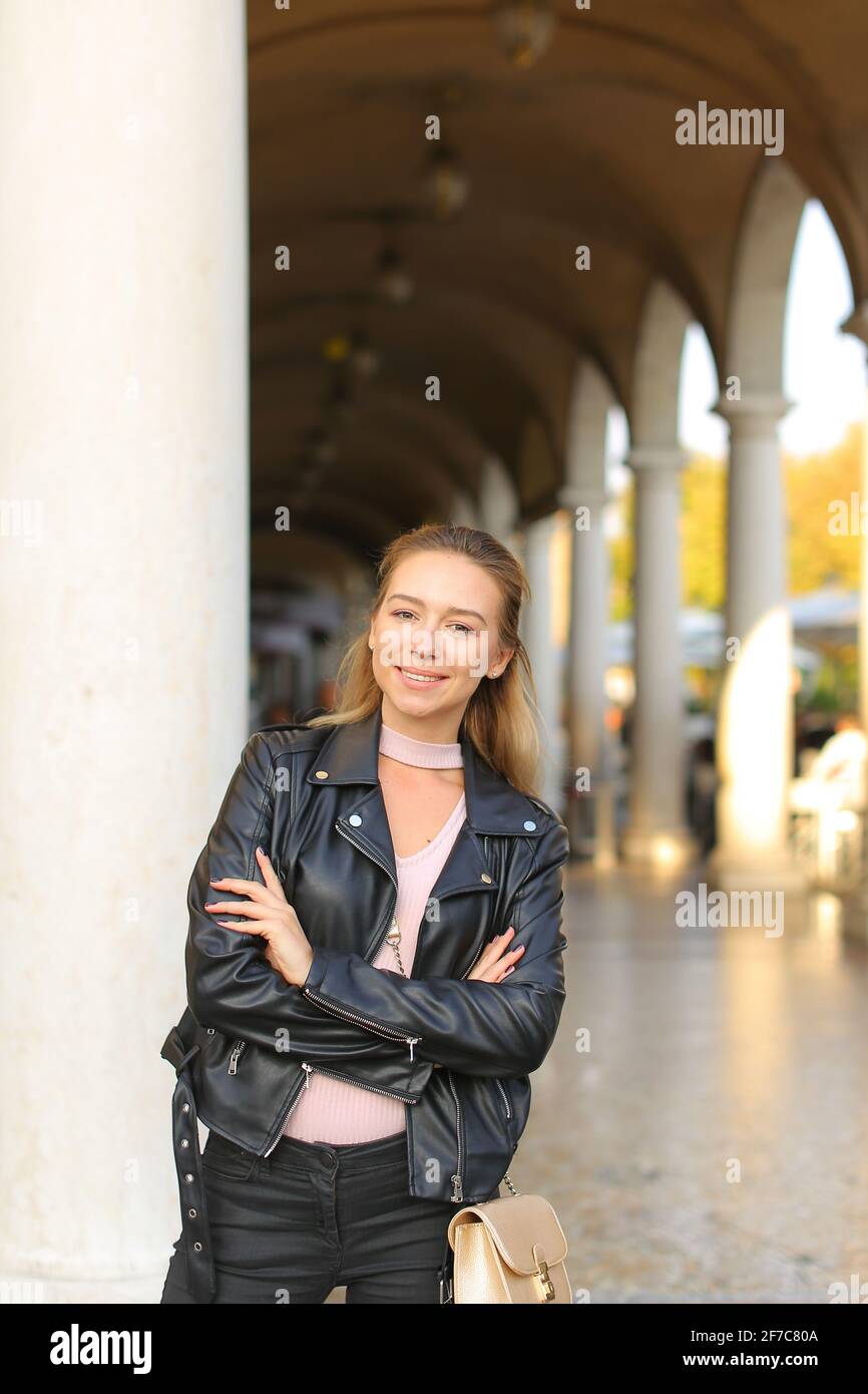 Free Standing Columns High Resolution Stock Photography and Images - Alamy