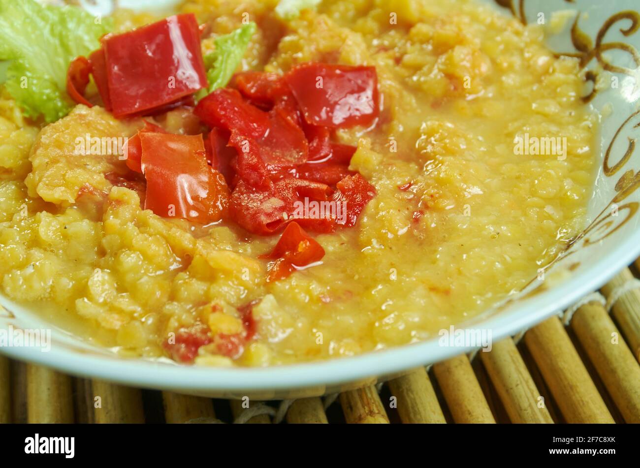 Indian green leaves dal curry hi-res stock photography and images - Alamy