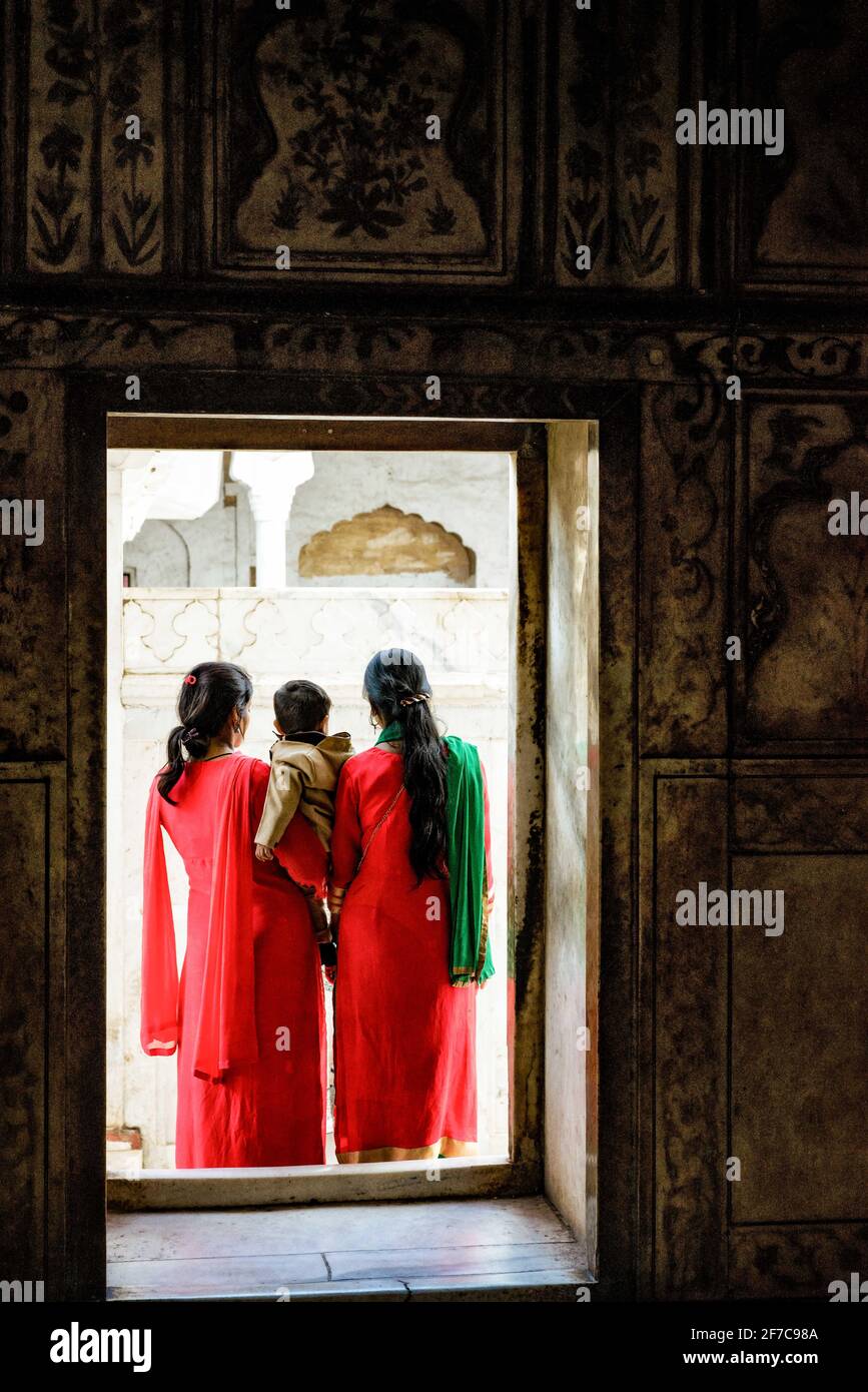 Back of women in doorway hi-res stock photography and images - Alamy