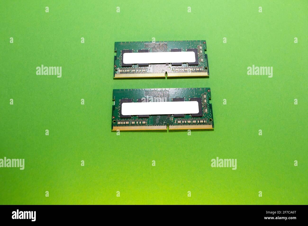 Blue ddr ram memory module hi-res stock photography and images - Alamy