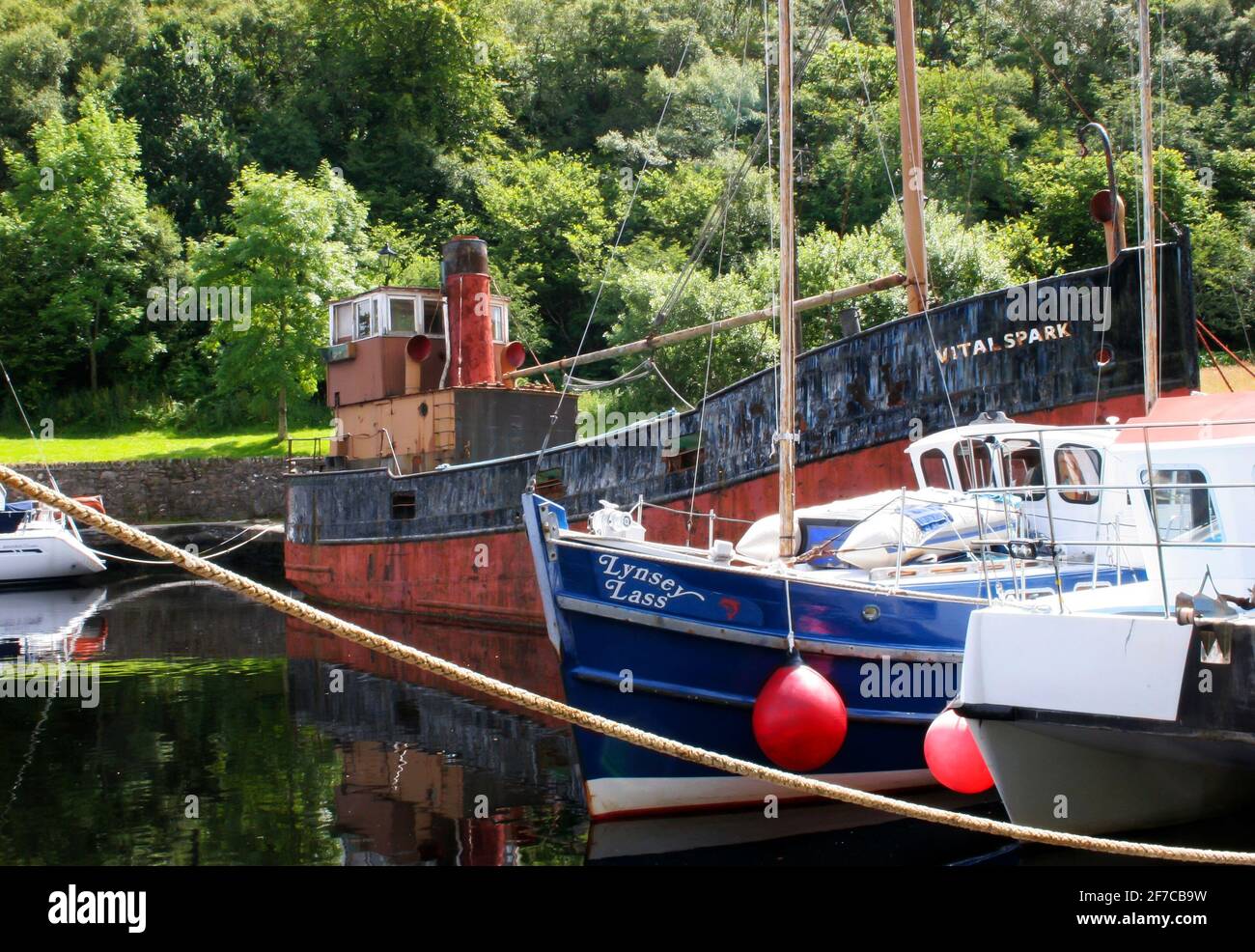 Puffer, the Vital Spark at Crinan Lock, Crinan Canal, Scotland Stock ...