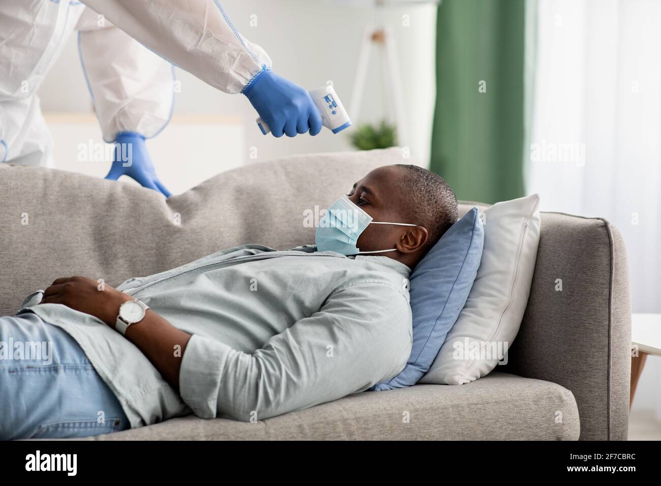 Home visit paramedic hi-res stock photography and images - Alamy