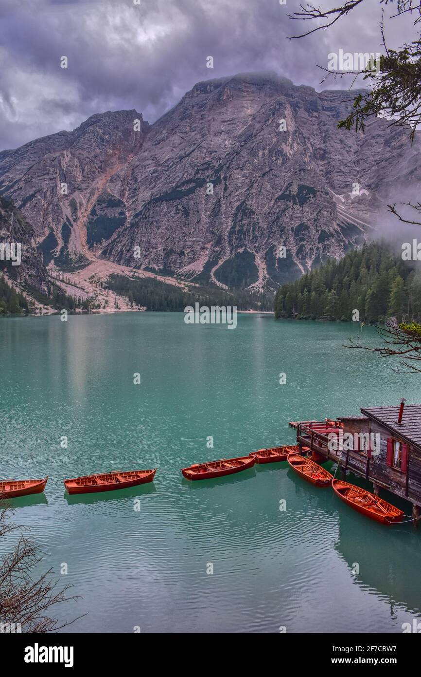 See, Pragser Wildsee, Wildsee, Bergsee, Südtirol, Italien, Pragser Tal ...