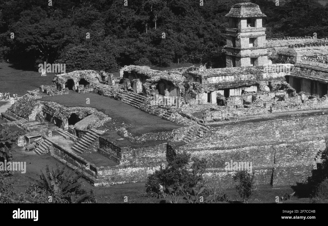 Mexico palenque Black and White Stock Photos & Images - Alamy