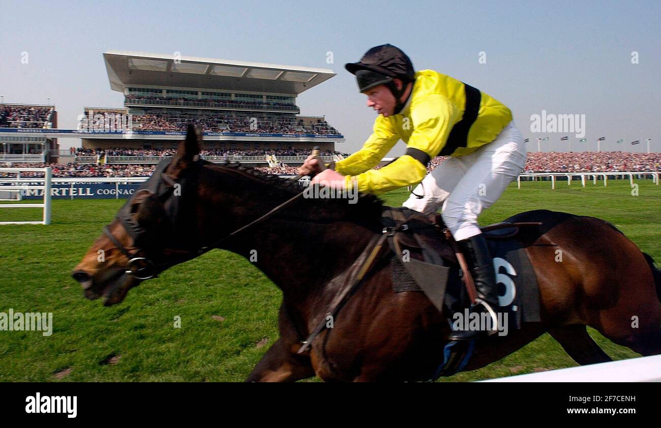 V cross hi-res stock photography and images - Alamy