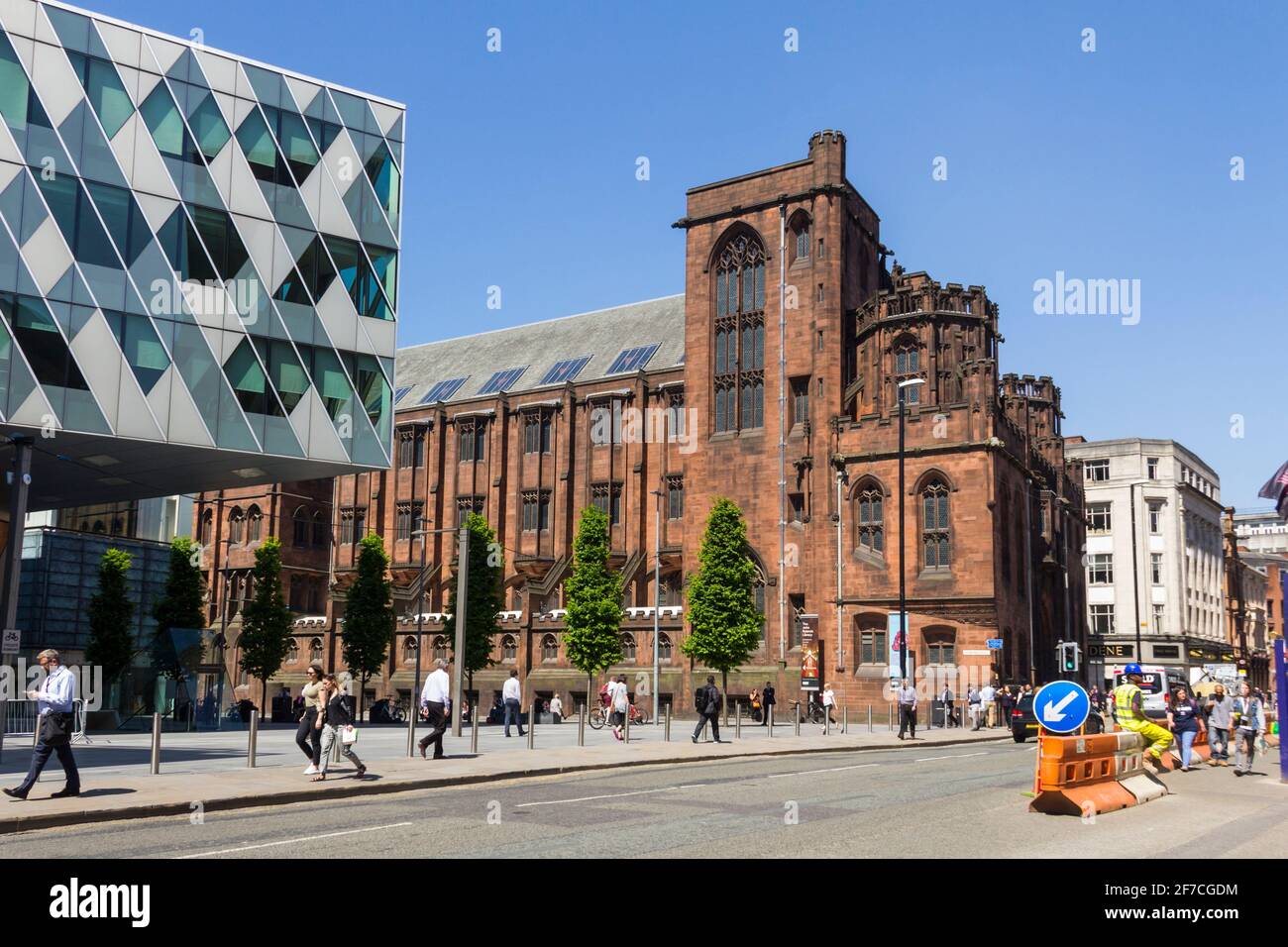 The late Victorian period John Rylands Library in Manchester ...