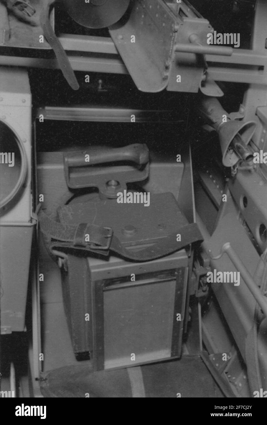 The camera assembly in aircraft S 12, Heinkel HE 114A camera assembly ...
