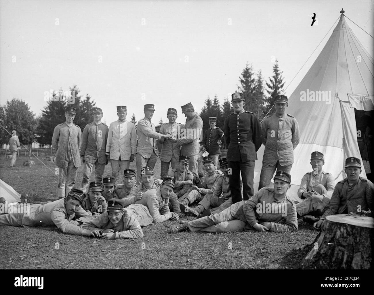 Ernst Axfors collection 5 group court. Army soldiers from in 4 and / or ...