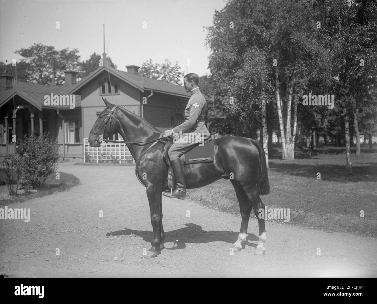A military to horse at F 3 Malmen, 1930 a military to horse at the camp ...