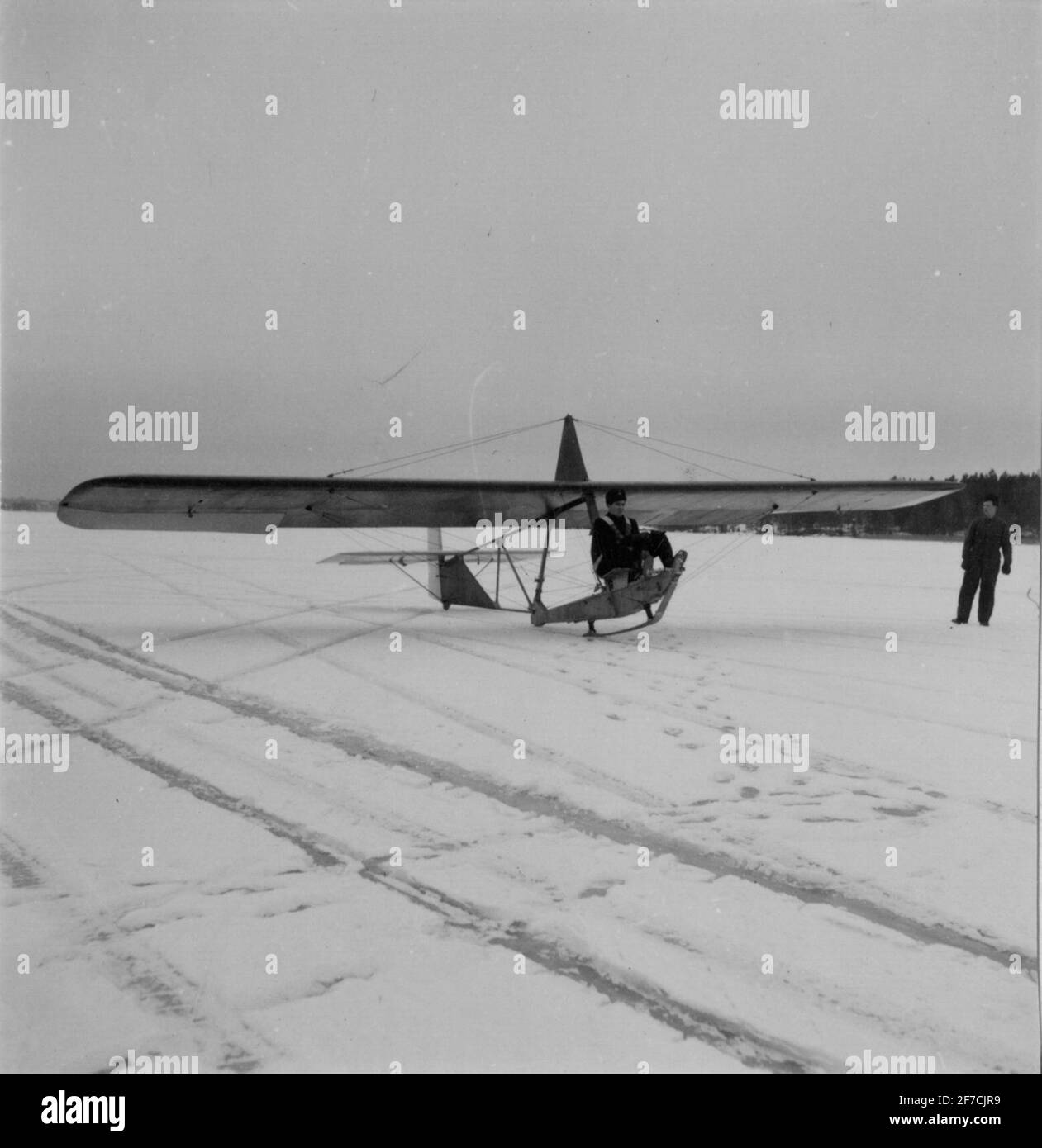 Flight flying G 101, 1944 flight with gliders G 101 winter time in 1944 ...
