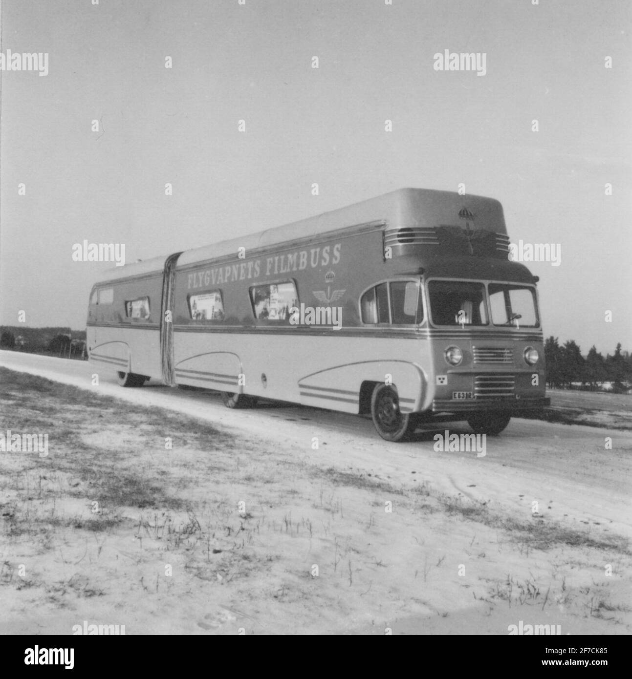 Bus and 1950s hi-res stock photography and images - Alamy