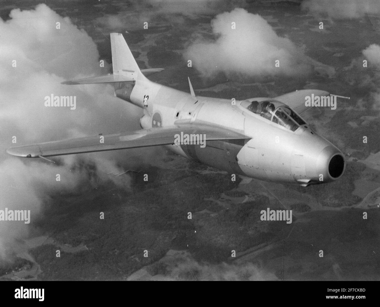 Aircraft J 29 in the air Airplane J 29 from F 13 Browse flight fleet in ...