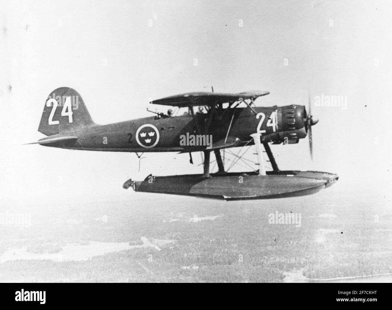 Scanning aircraft S 12 marked 24 from F 2 Hänernäs in the air, 1941 ...