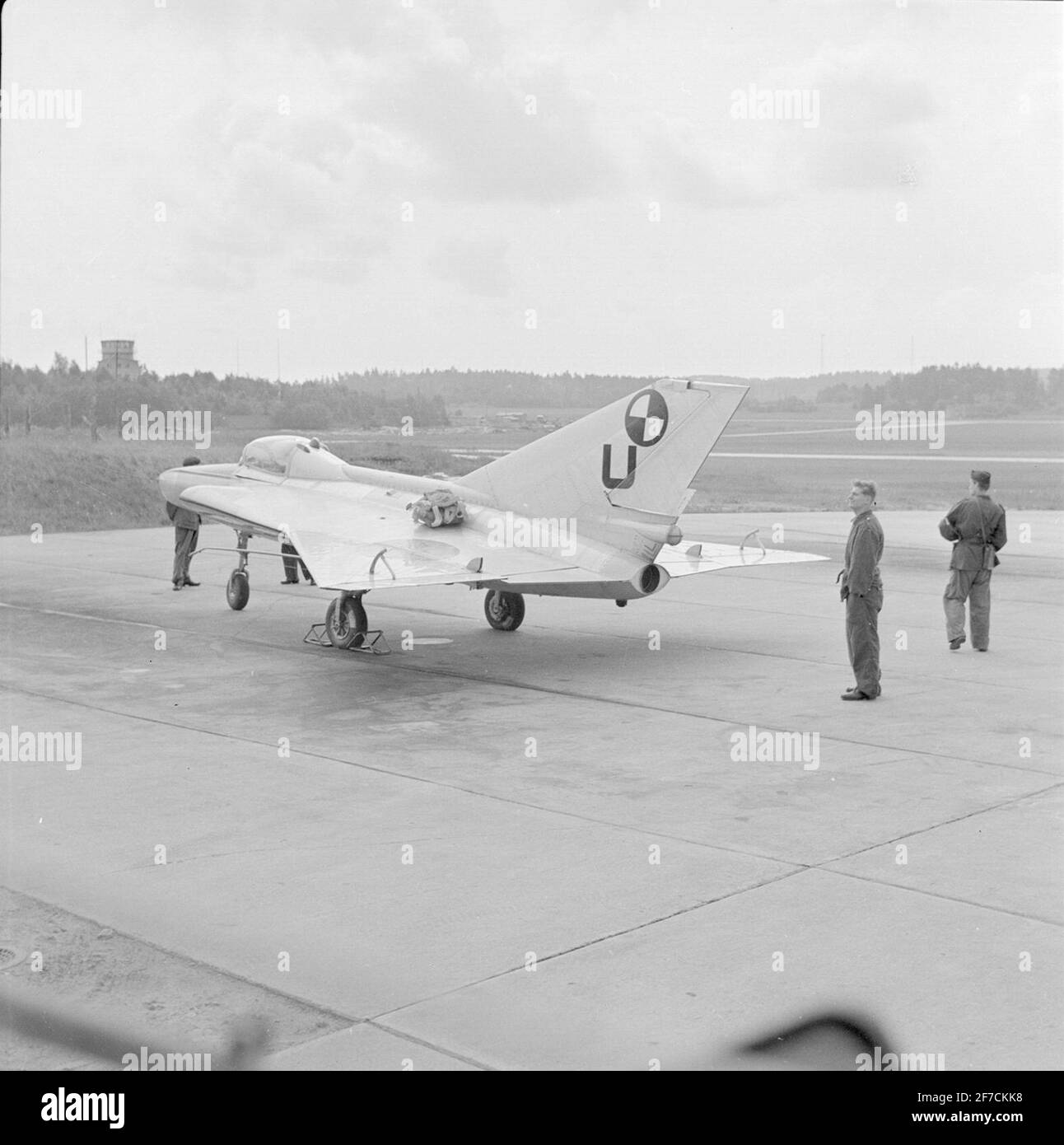 Saab 210 Draken on airfields, 1953. Sampling Saab 210 Lillryktaken is ...