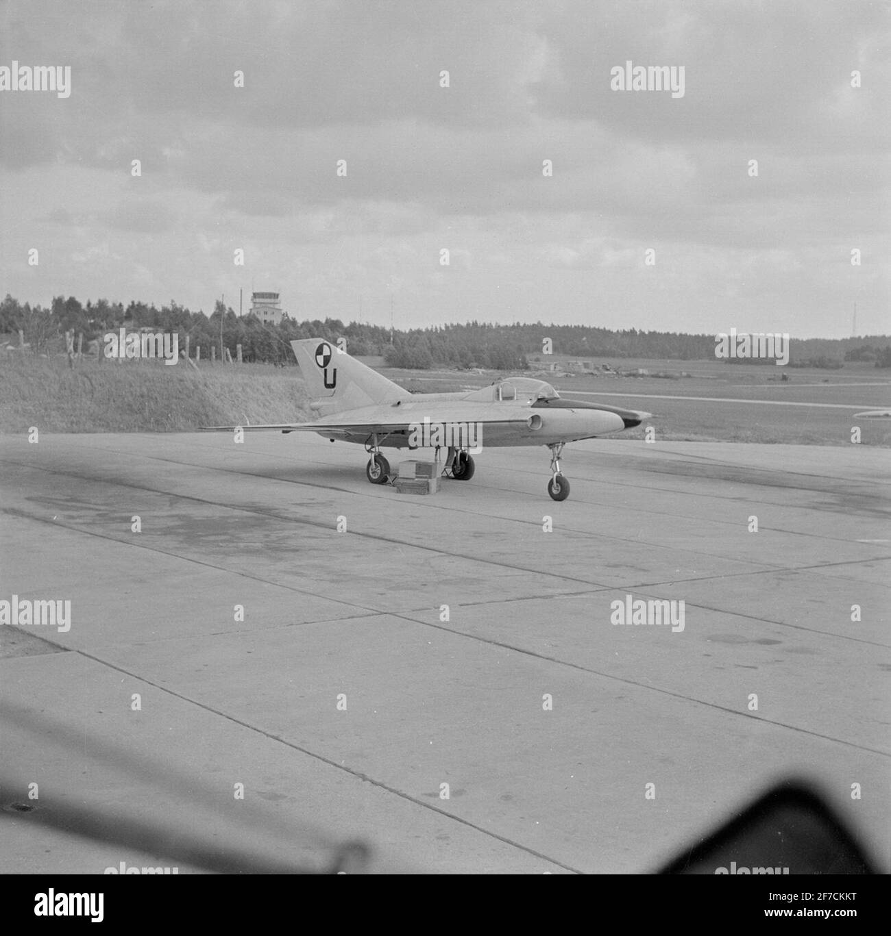 Saab 210 Draken on airfields, 1953. Samplane Saab 210 Lillryke stands ...