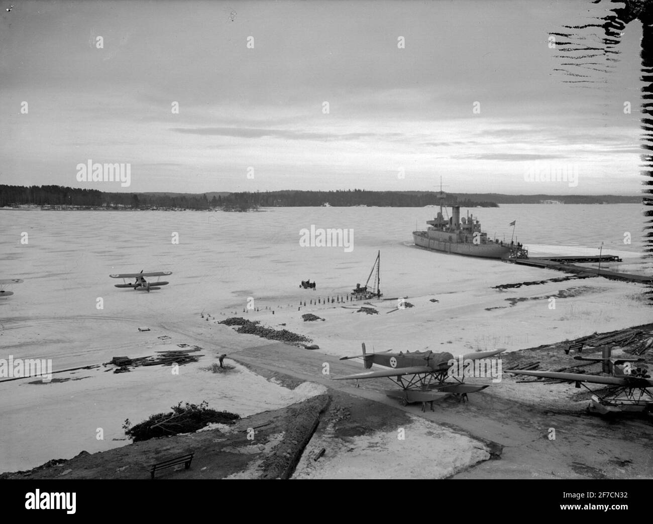 On piling Black and White Stock Photos & Images - Alamy