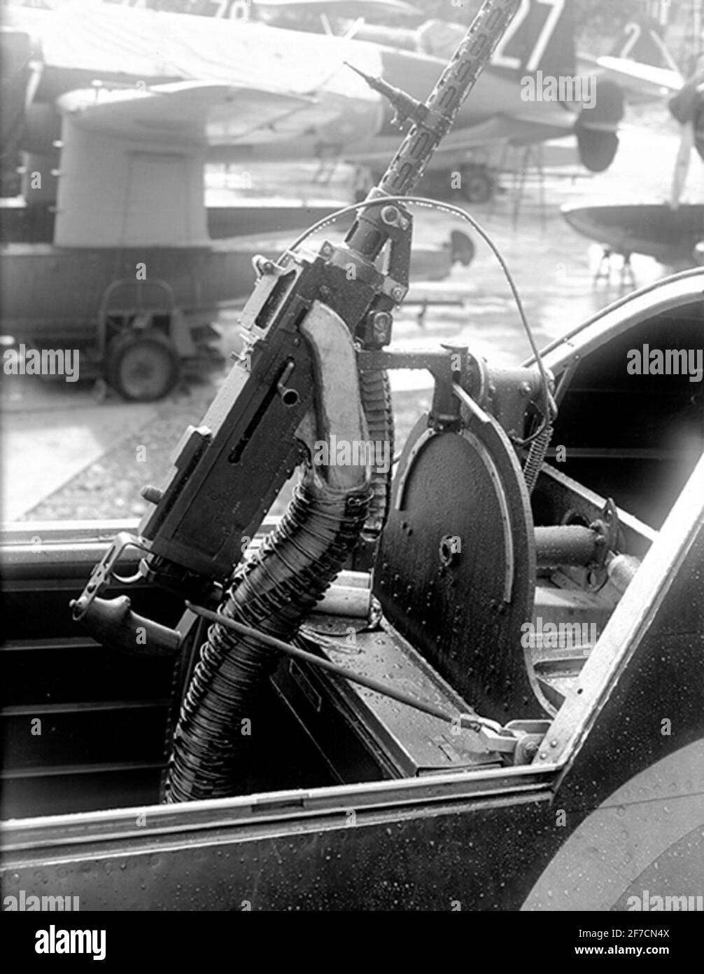 Variable machine gun, close-up, 1944 moving machine gun, close-up ...