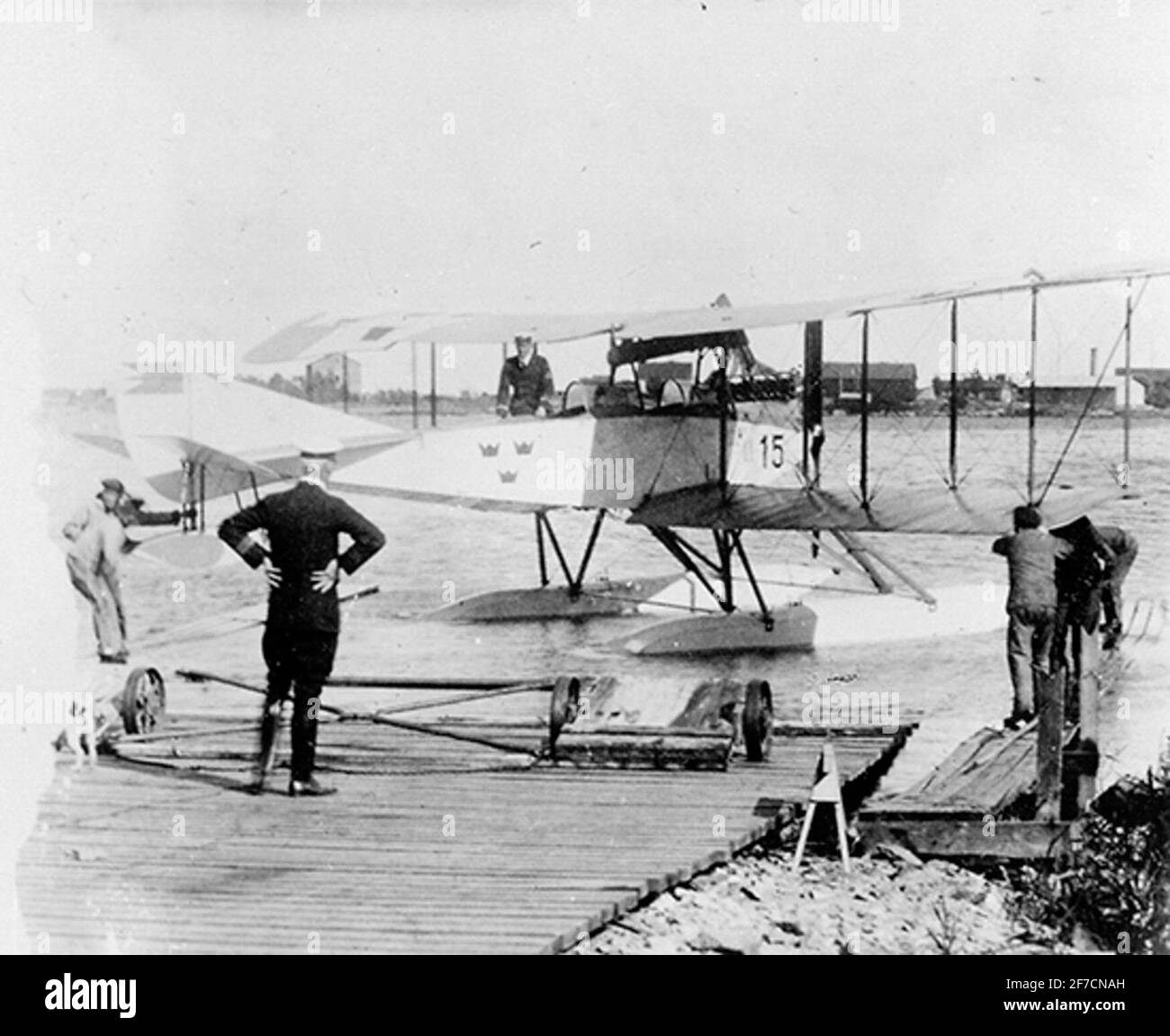 Installation on water Black and White Stock Photos & Images - Alamy