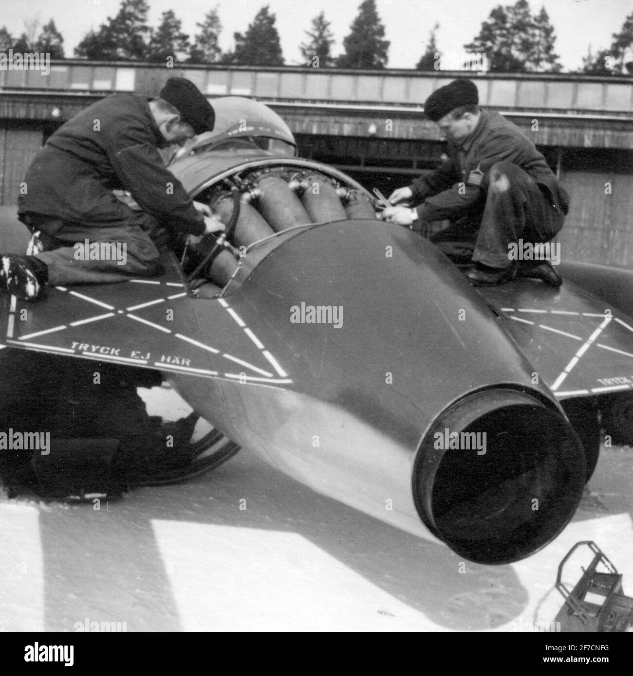 Service of aircraft J 28, 1950s Motifs: Service of aircraft J 28 In ...