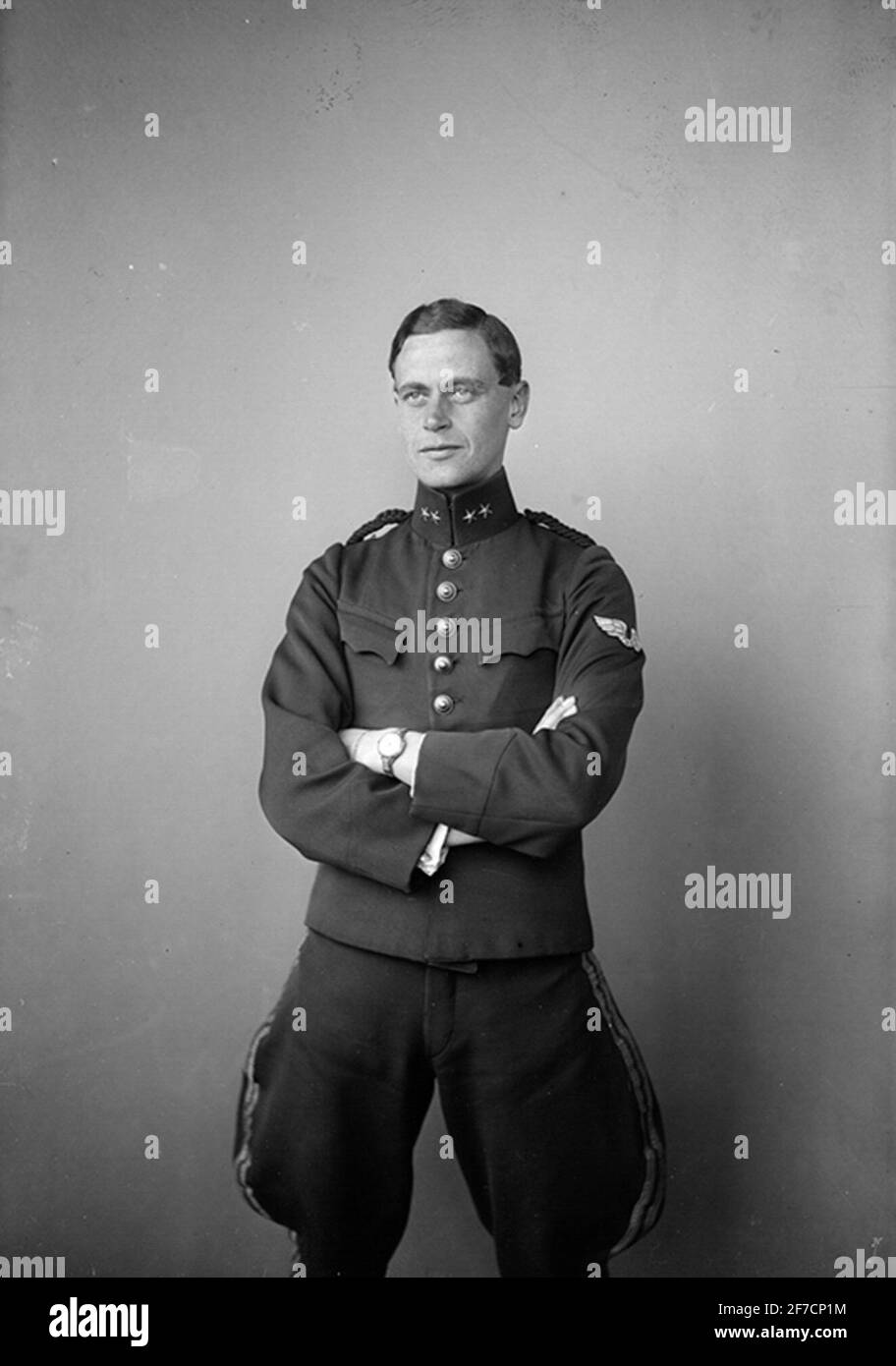 Portrait of Lieutenant Ivar Carpelan, 1925 Portrait of Lieutenant Ivar ...
