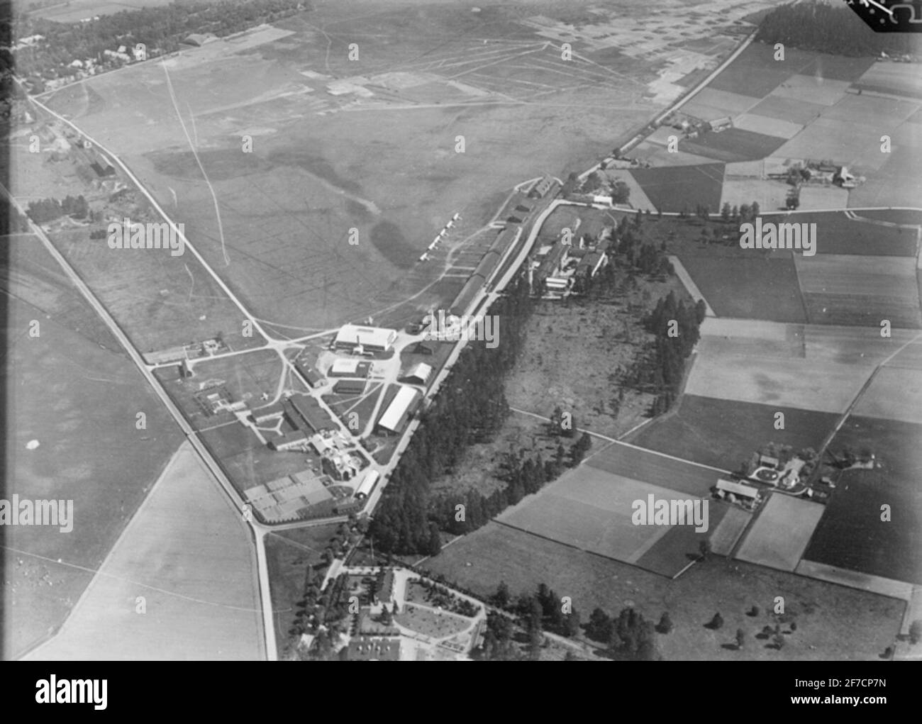 Black triangle aircraft hi-res stock photography and images - Alamy