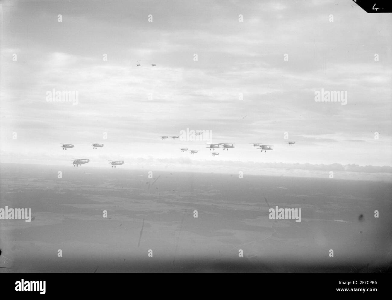 19 pieces aircraft in the air Aerial photography of 19 military ...