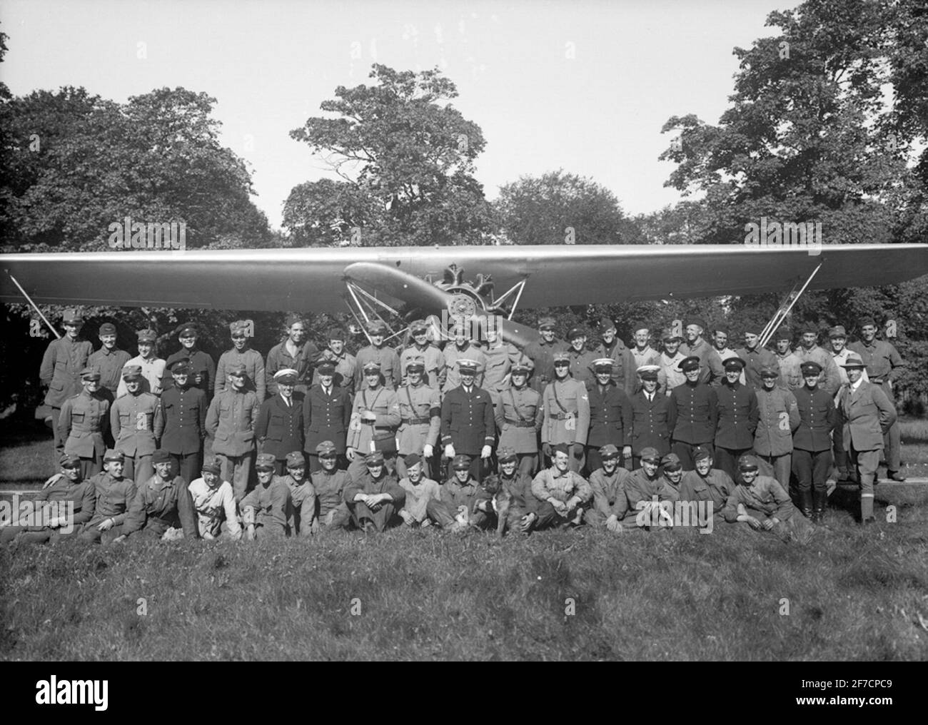 Group portrait, Spanning Division Group portrait. Eighth investigation ...
