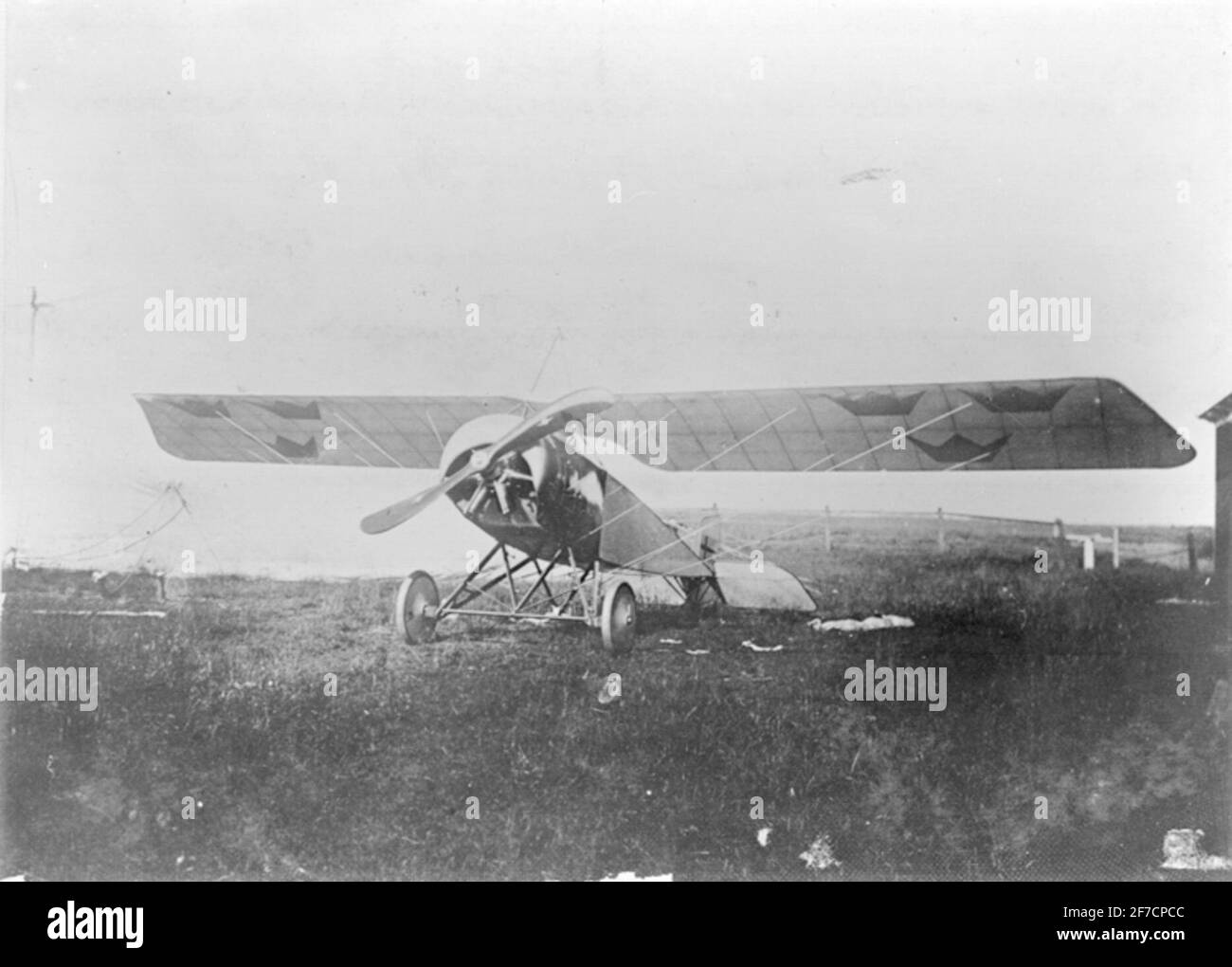 Ground aviation hi-res stock photography and images - Alamy