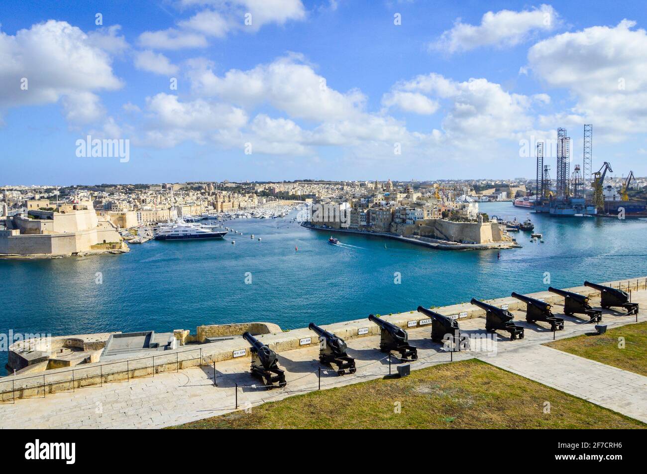 The Saluting Battery in Valletta Malta Stock Photo - Alamy