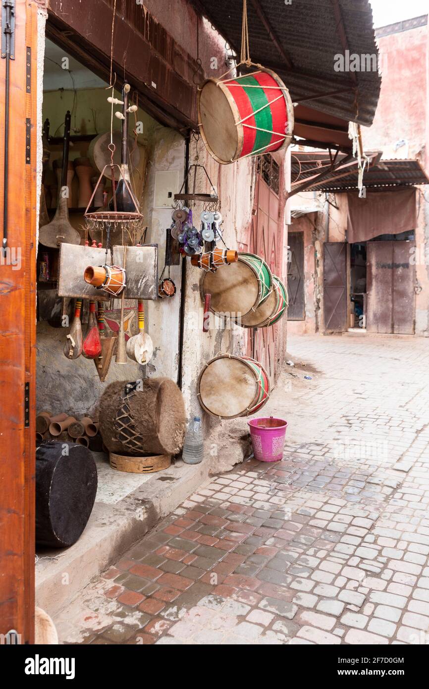 Moroccan musical heritage hi-res stock photography and images - Alamy