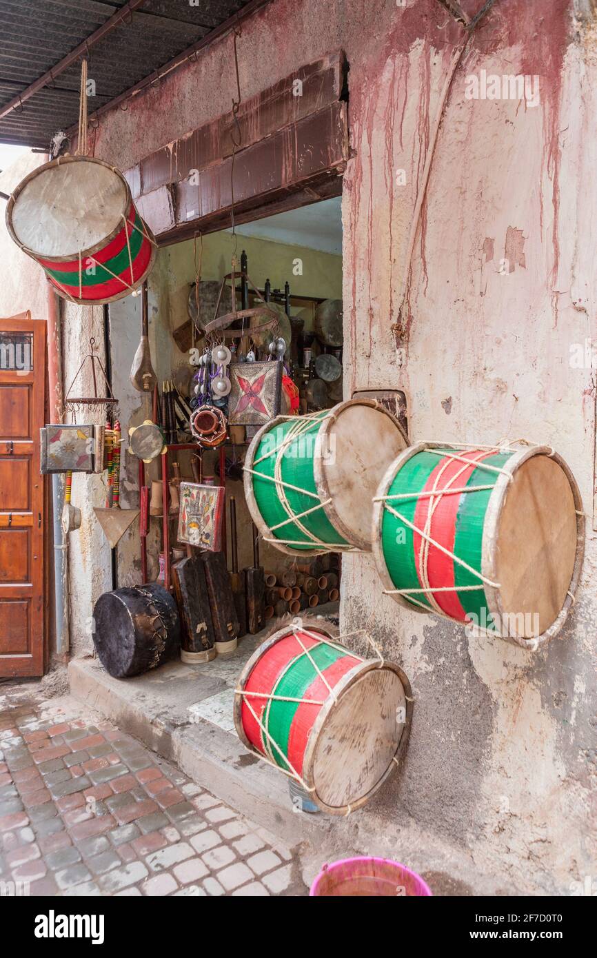 Moroccan musical heritage hi-res stock photography and images - Alamy