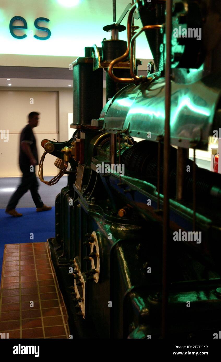 PARSONS AXIAL-FLOW STEAM TURBINE WITH DYNAMO,IN THE STEAM ENGINE HALL ...