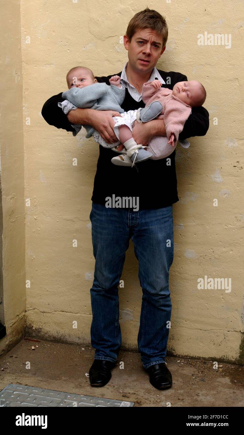 DAN CROWE WITH HIS TWINS ZOE ALICE[IN PINK] AND ZACHARYWATERFALL .6/1 ...