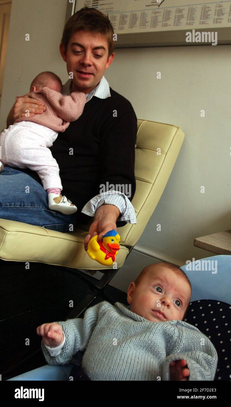 DAN CROWE WITH HIS TWINS ZOE ALICE[IN PINK] AND ZACHARYWATERFALL .6/1 ...