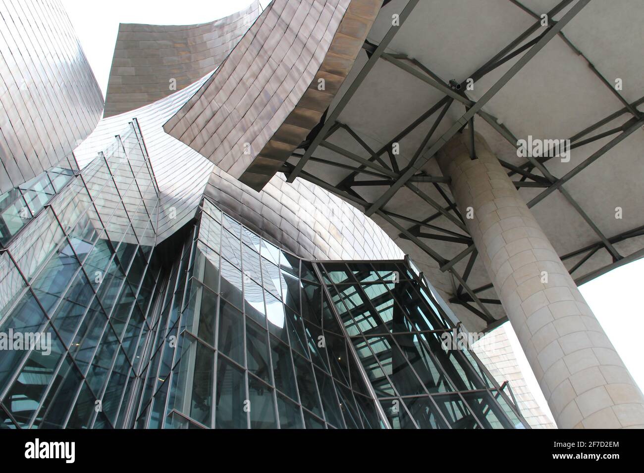 modern building (guggenheim museum) in bilbao (spain Stock Photo - Alamy
