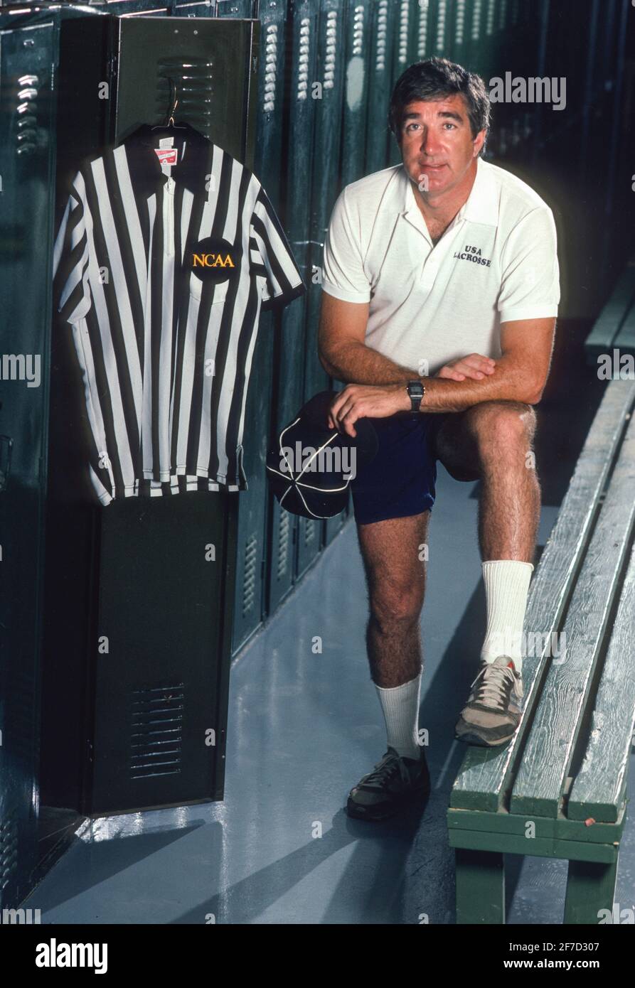 Lacrosse ref 1980s hi-res stock photography and images - Alamy