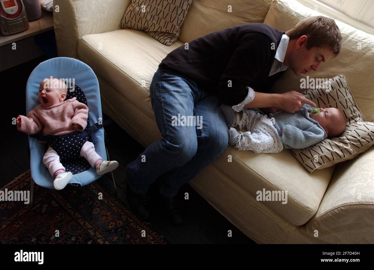 DAN CROWE WITH HIS TWINS ZOE ALICE[IN PINK] AND ZACHARYWATERFALL .6/1 ...