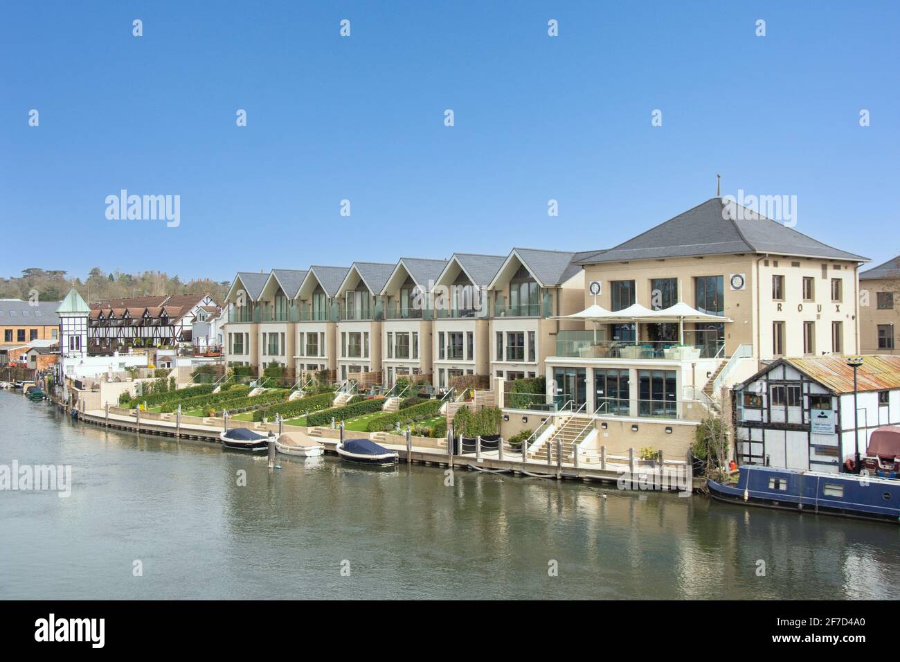 Waterfront villas and Roux at Skindles restaurant from Maidenhead ...