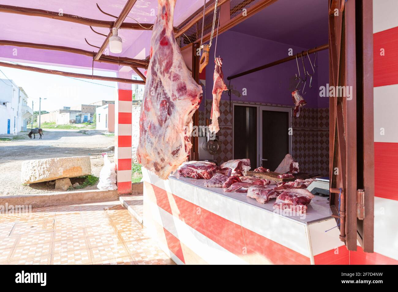 White butcher tiles hi-res stock photography and images - Alamy