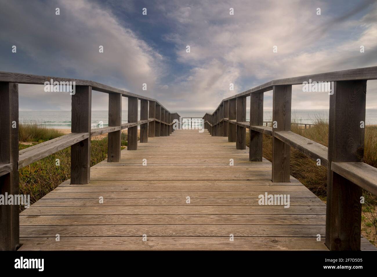 Atlantic ocean boardwalk hi-res stock photography and images - Alamy