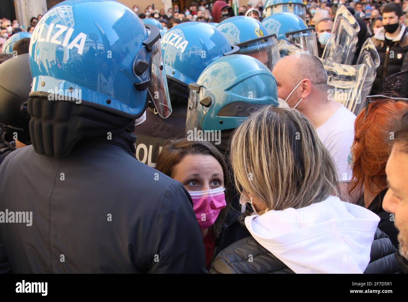 Rome, Italy. 06th Apr, 2021. Rome, Demonstration of street vendors ...