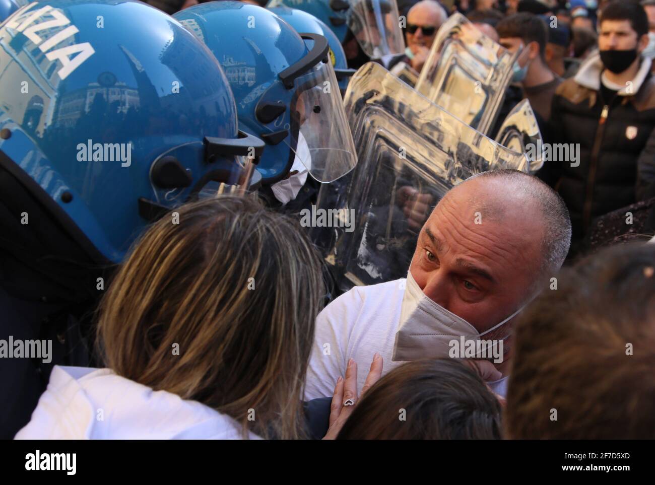 Rome, Italy. 06th Apr, 2021. Rome, Demonstration of street vendors ...