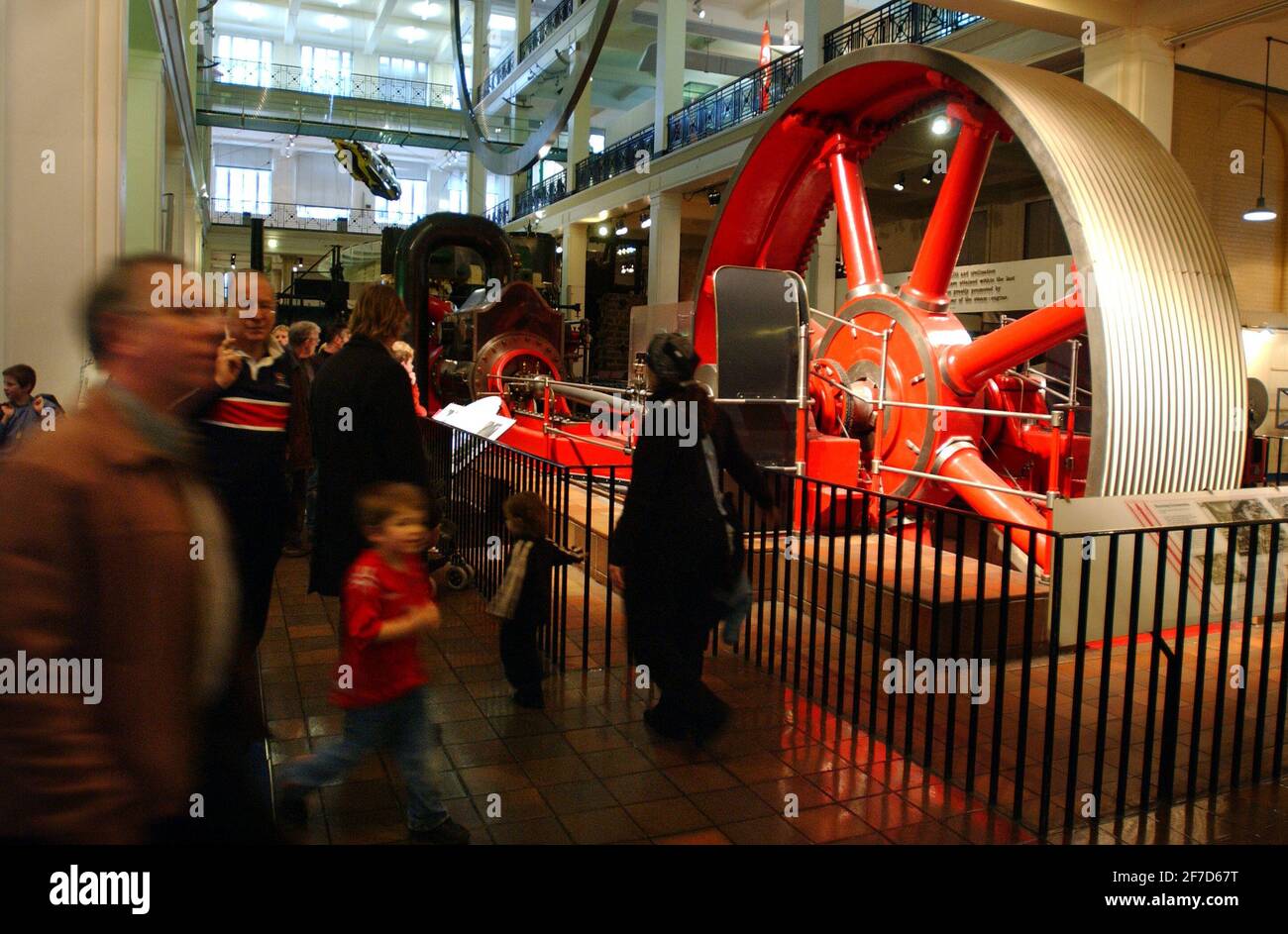 IN THE STEAM ENGINE HALL AT THE SCIENCE MUSEUM.30/12/04 PILSTON Stock ...